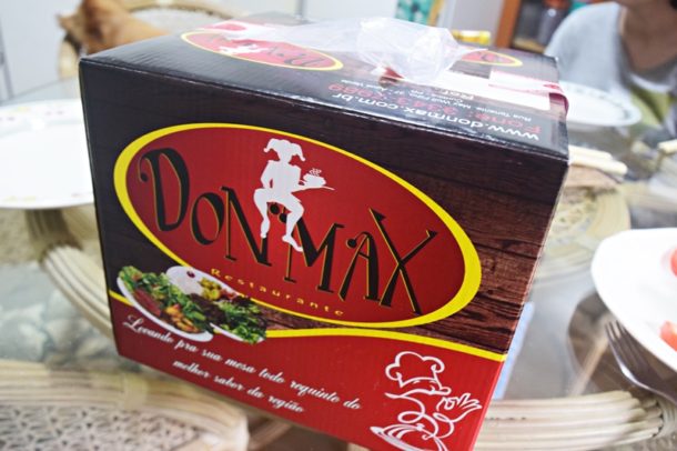 Fique em casa e chame o Don Max